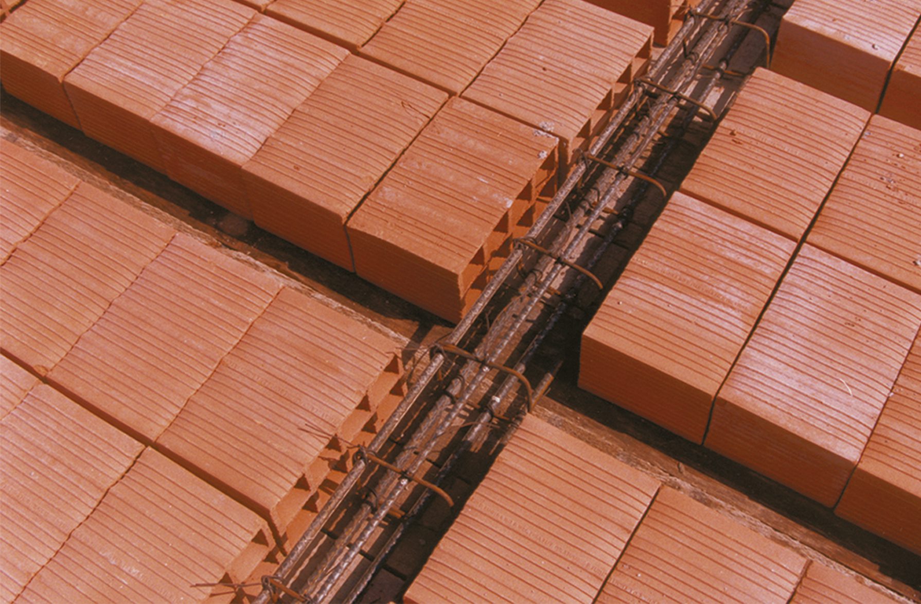 BarroBlock, la solución para tu techo - LadrilleraMecanizada.com