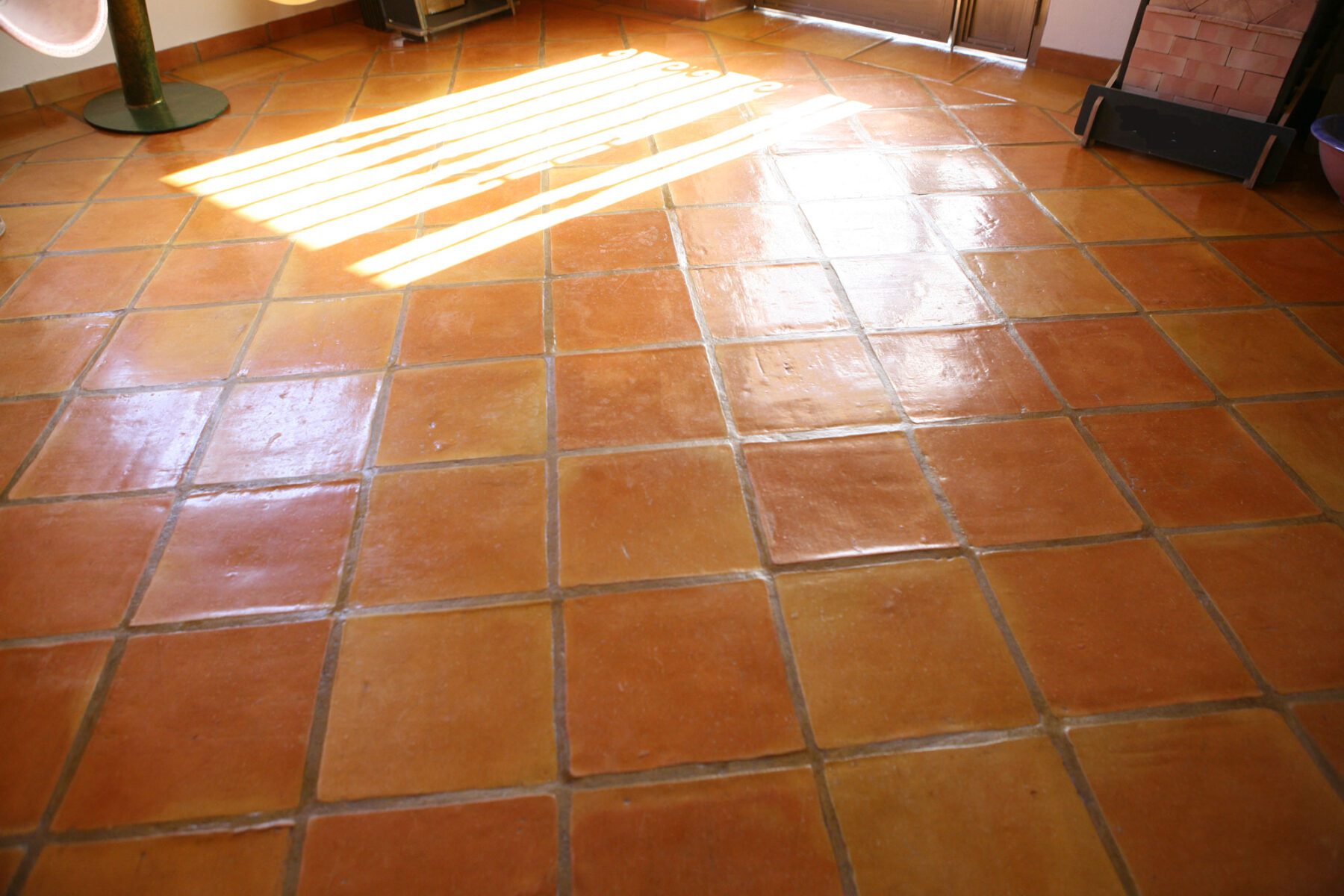 Mantén tu piso de barro como nuevo - LadrilleraMecanizada.com