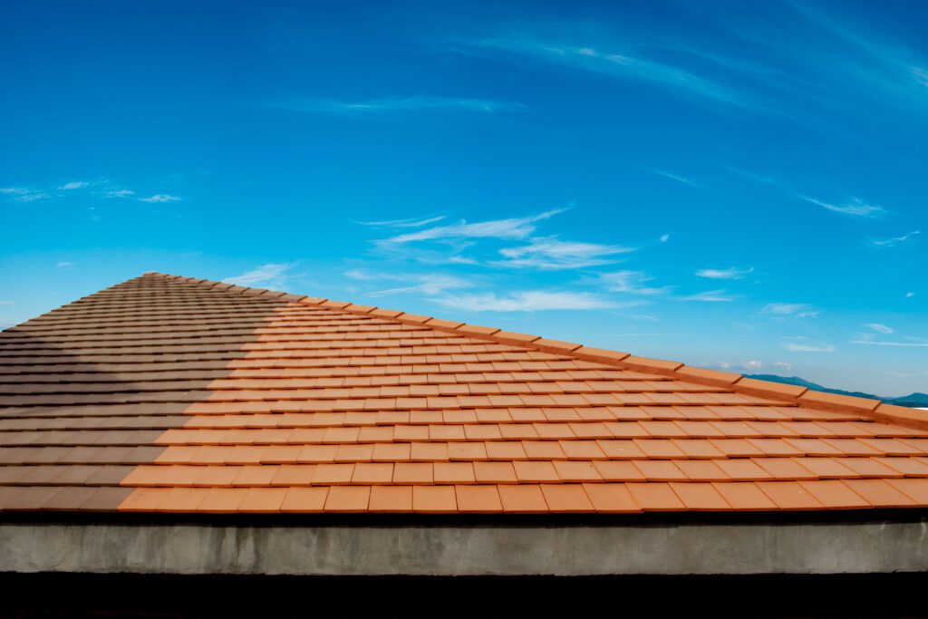3 razones por las de debes instalar teja de barro - LadrilleraMecanizada