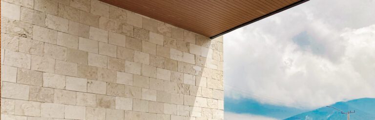 Fachadas con Cantera: Elegancia Natural para Diseños